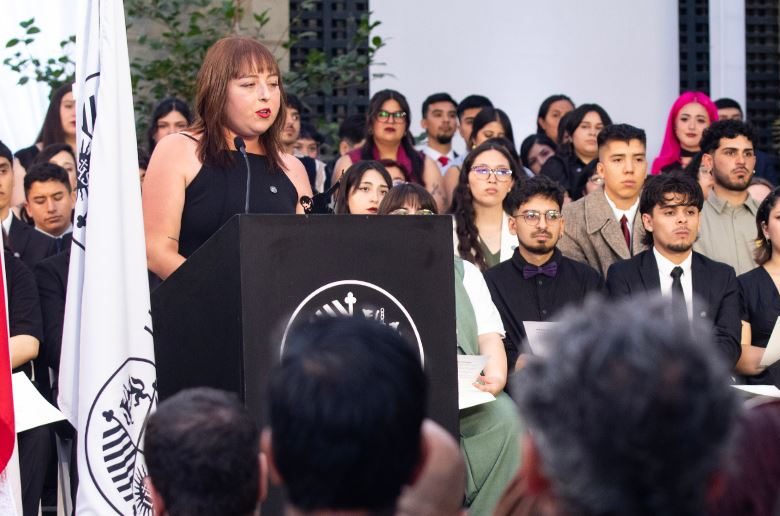La Facultad de Filosofía y Humanidades entrega nuevos grados y títulos ...